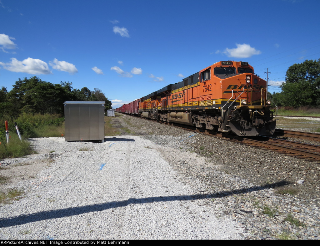 BNSF 7642